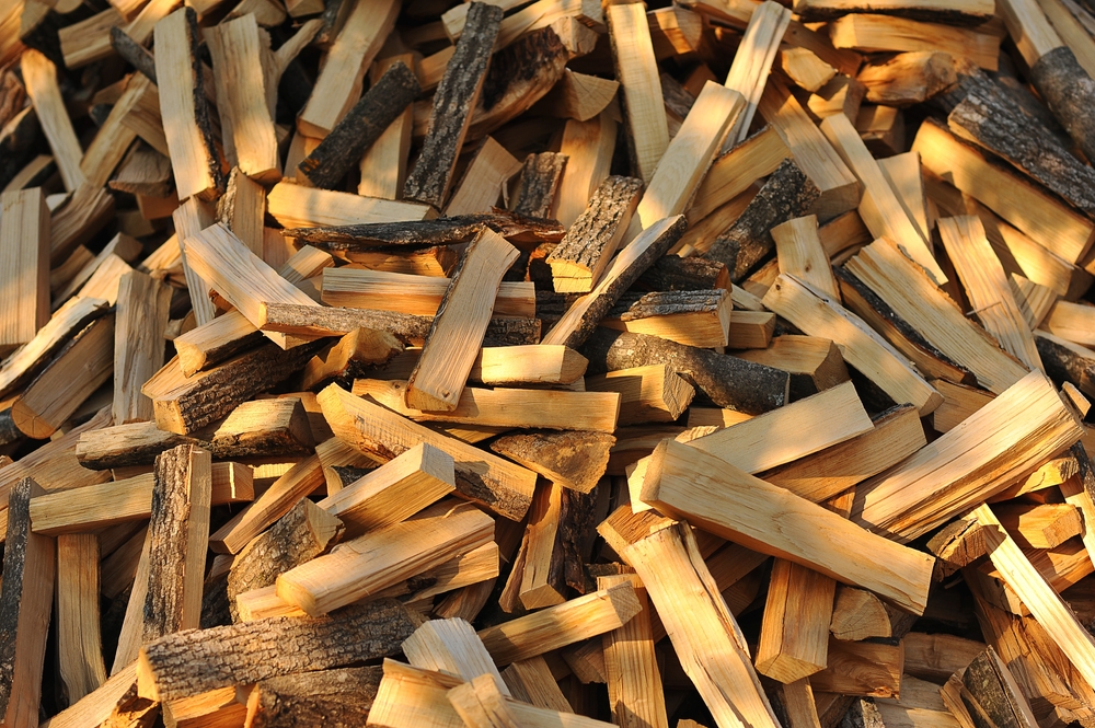 Seasoned vs. Kiln-Dried Firewood: What’s the Difference and Which Is ...